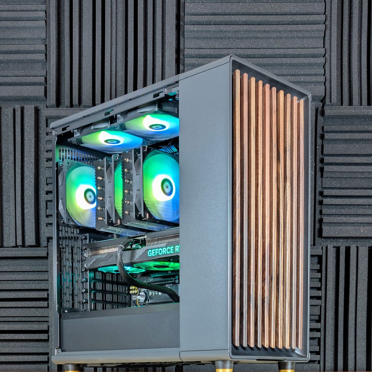 Sold PC: Nvidia RTX 4080 Super 16GB in Fractal Design North